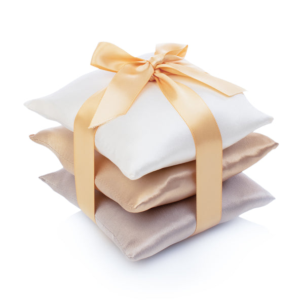 elizabethW Gold Silk Sachet Set